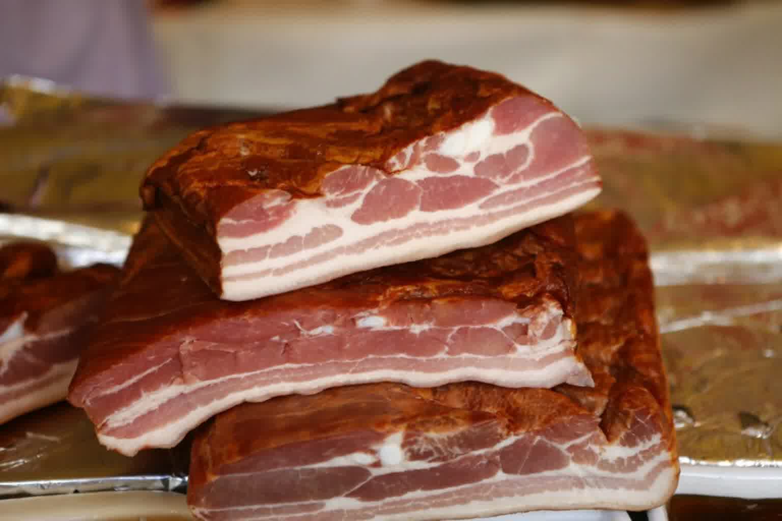 Charakterystyka boczku z dziczyzny – prawdziwy polski produkt